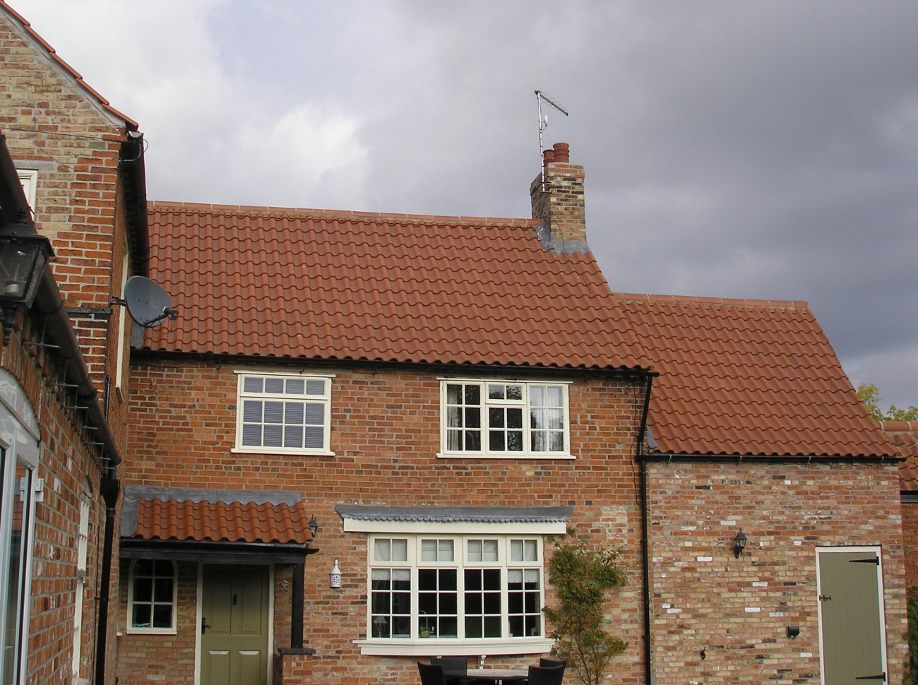 H15 Clay Pantile Roofing Tiles